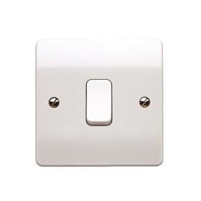 K4875WHI | MK | 10amp one gang Intermediate switch | White 1 gang ...