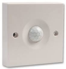 pl10859 | SUPERLEC | White 1 Gang surface Remote controlled PIR | 120 ...